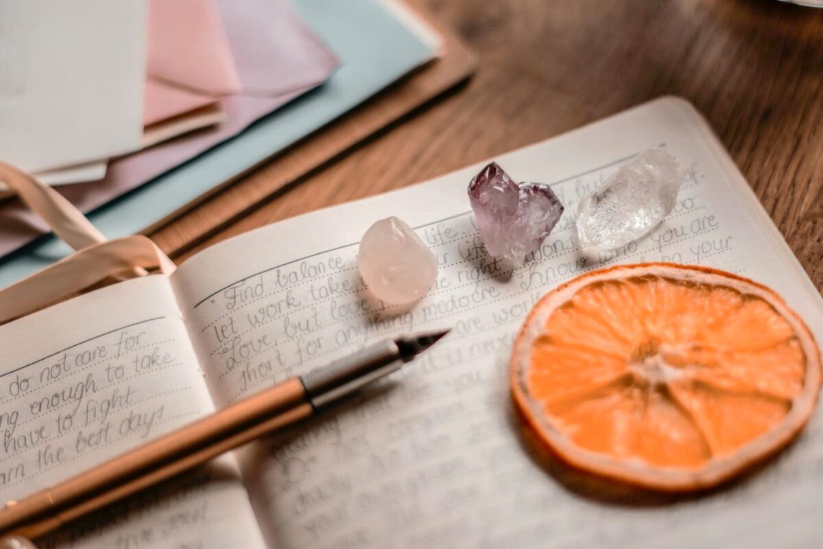 60 Transformative Journal Prompts for Negative Thoughts - Ambitiously Alexa